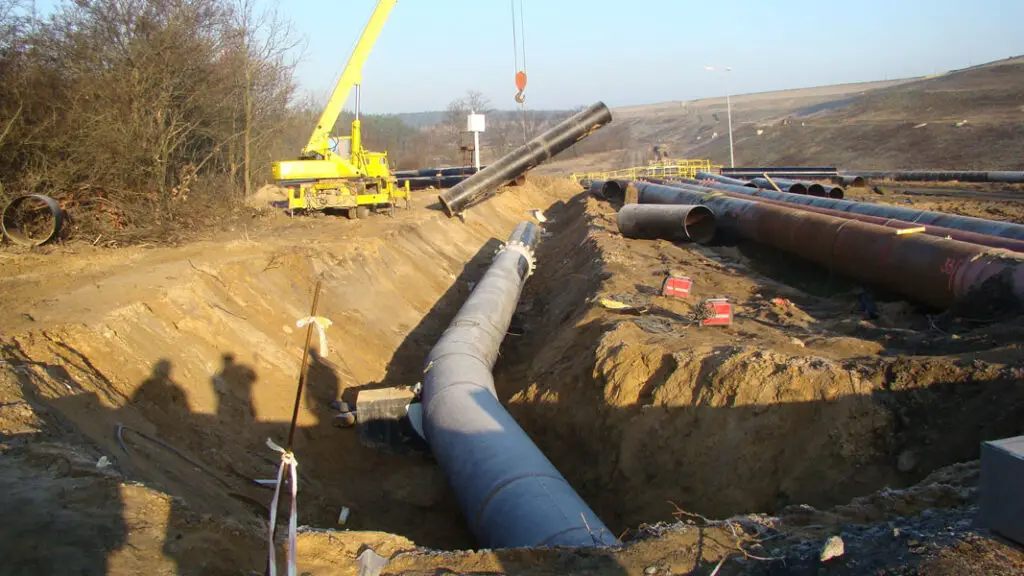 A small presentation on OFFSHORE PIPELINE DESIGN – What Is Piping